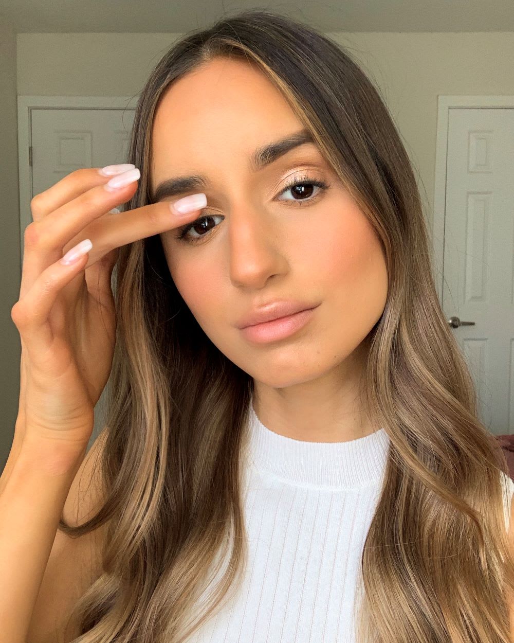 Get Instantly Spring 2019 Ready With This Easy Shimmery Eye Makeup ...