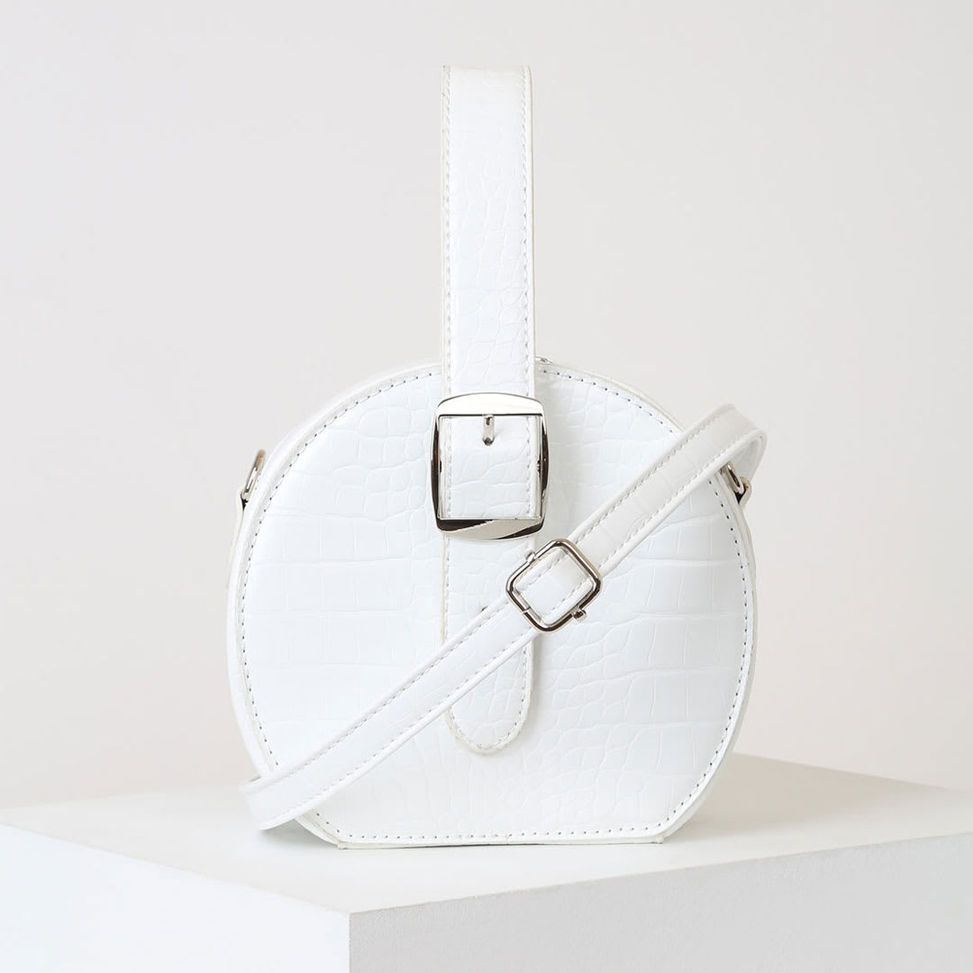 19 Minimalist Fashion Essentials for a Sleek, Effortless Look - Lulus ...