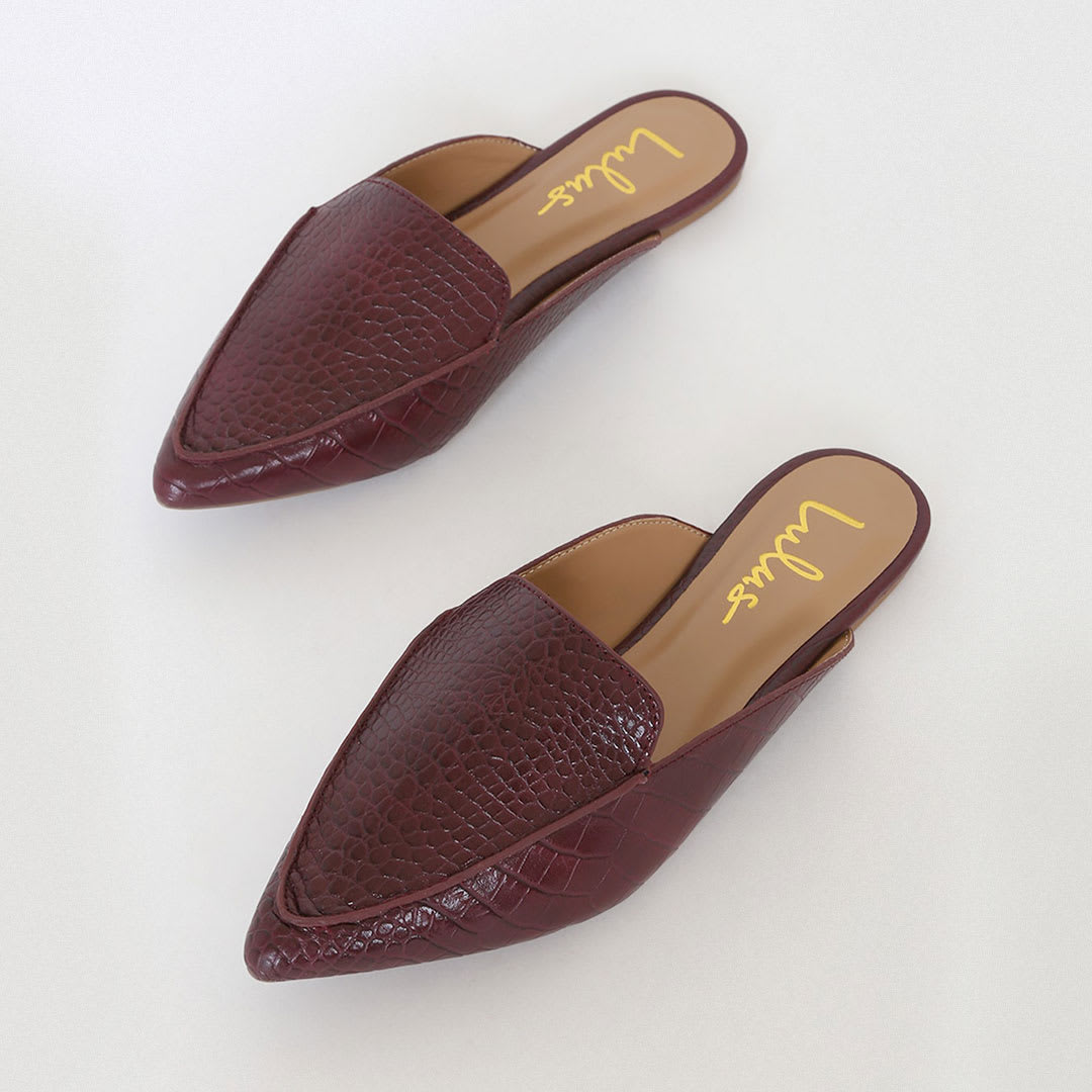 18 of our Favorite Burgundy Clothes (& More!) to Take Your Look Into ...