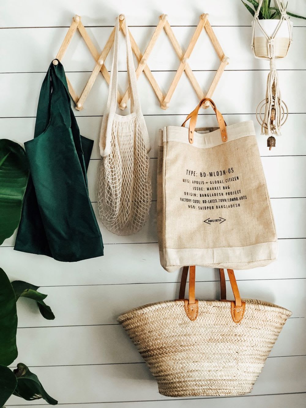 The Ultimate Plastic-Free Products Checklist: Simple Low-Waste Swaps ...