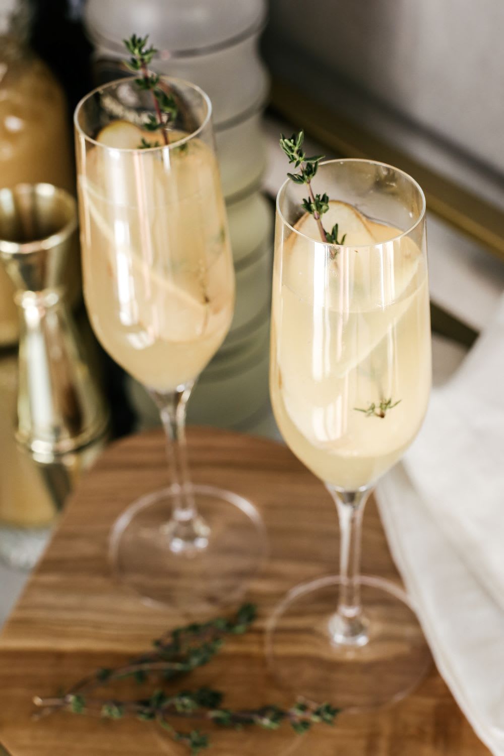 Pear Cocktail: Meet Your New Mimosa Recipe - Lulus.com Fashion Blog
