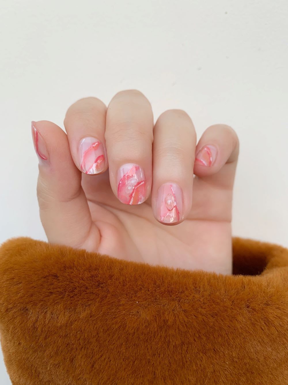 Quartz Nails: Get a Creative Boost From an Iron Quartz-Inspired ...