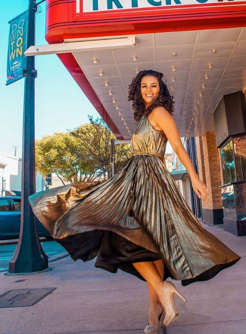 Metallic Clothes You'll Shine in This Holiday (and Beyond!) -Lulus.com Blog