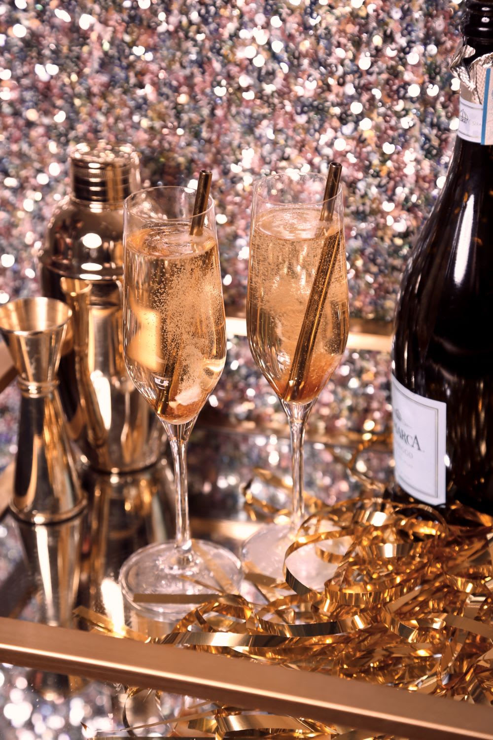 Prosecco Cocktails for Holiday: Sparkling Prosecco Spritz - Lulus.com Blog