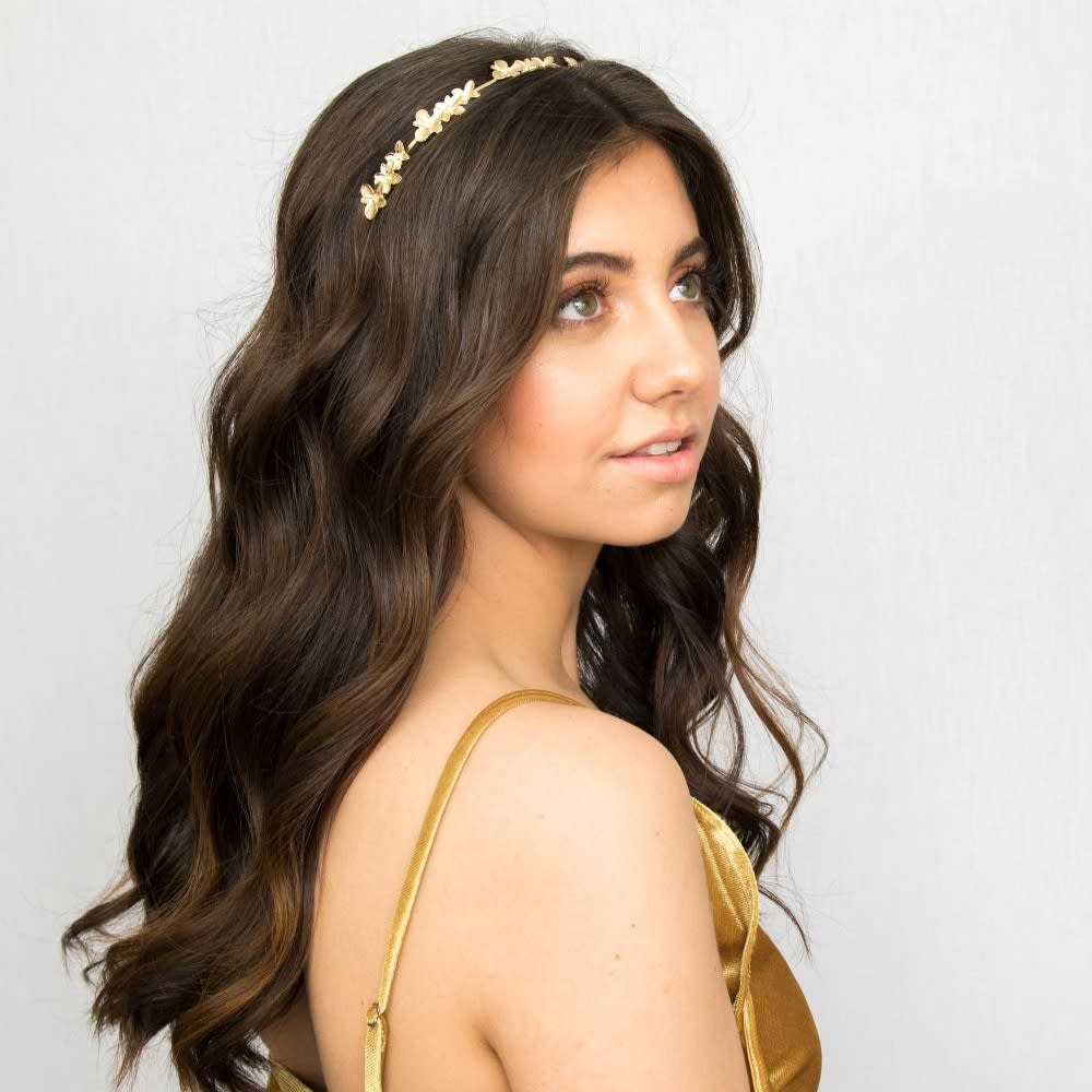 Headband Hairstyle With Romantic Waves: Holiday Hair Tutorial - Lulus ...