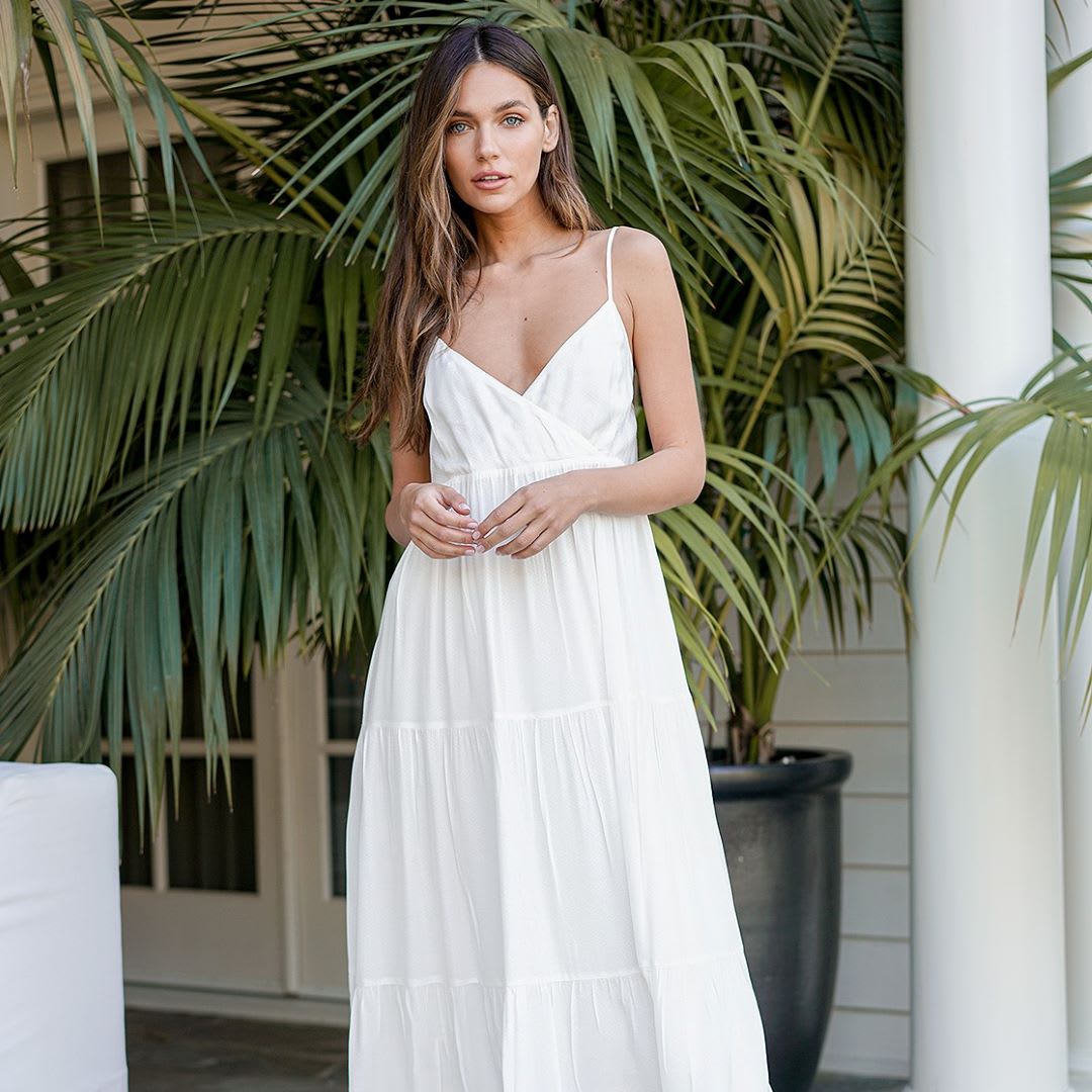 White Clothing: 26 Getaway-Ready Pieces - Lulus.com Fashion Blog