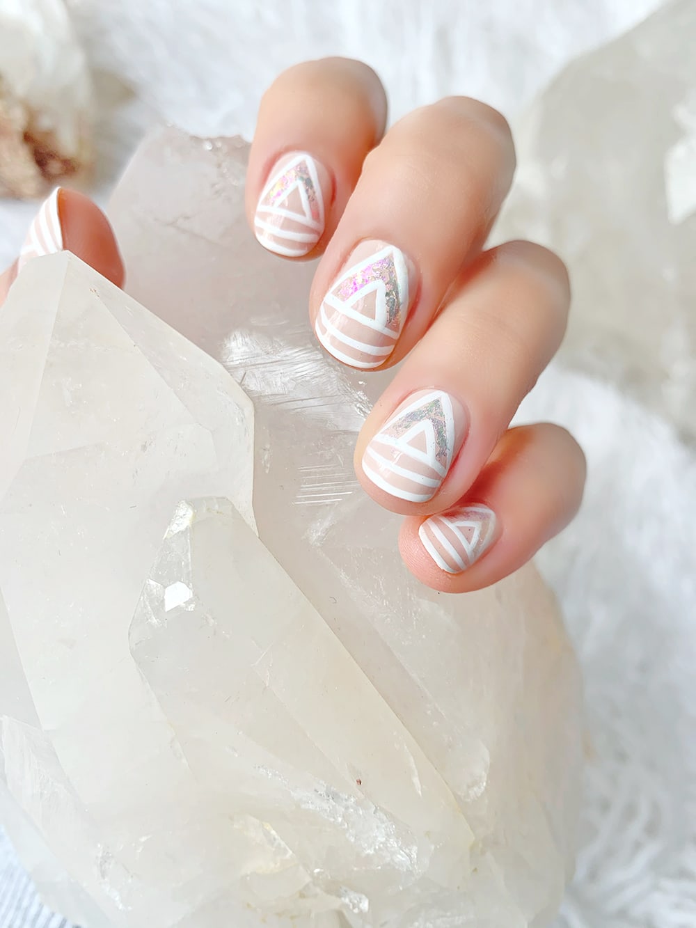 Positive Vibes Only: Clear Out the Negative Energy with Quartz-Inspired ...