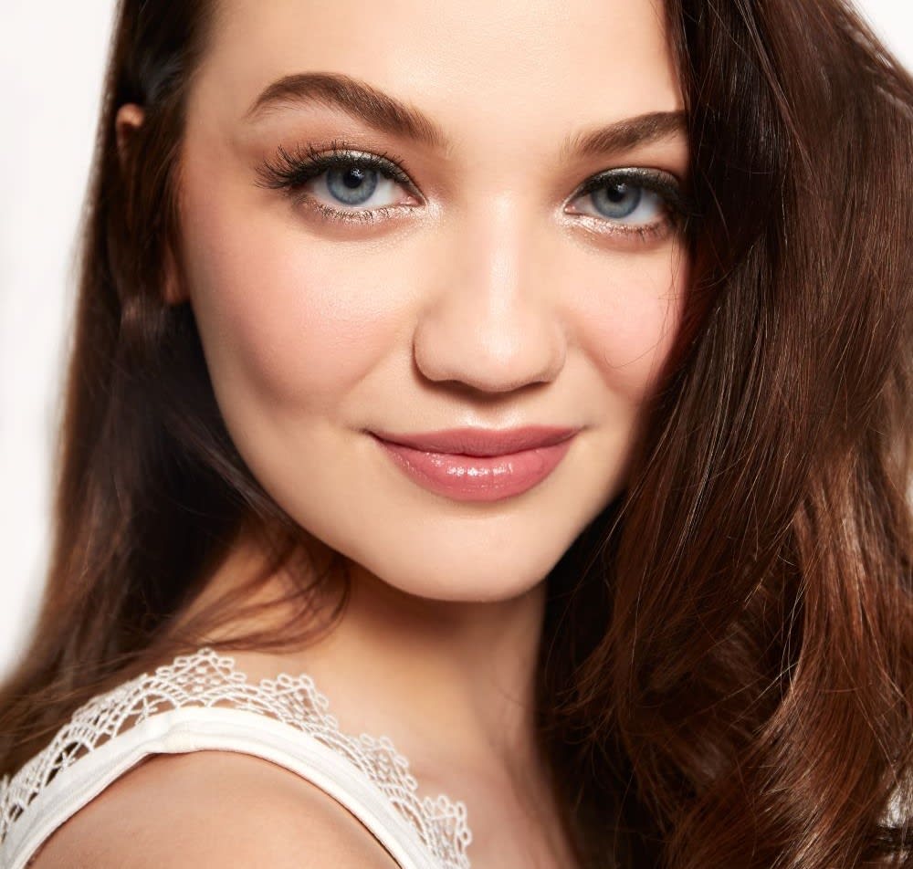 Natural Makeup Tutorial for Wedding (& More) - Lulus.com Fashion Blog