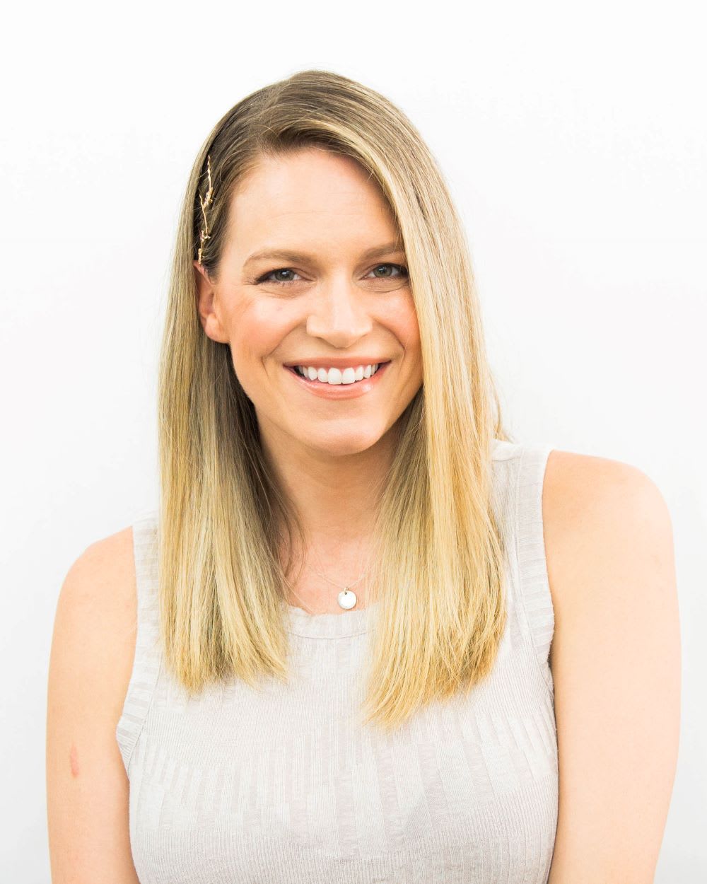 Sleek Side Part Hair With Bobby Pins - Lulus.com Fashion Blog