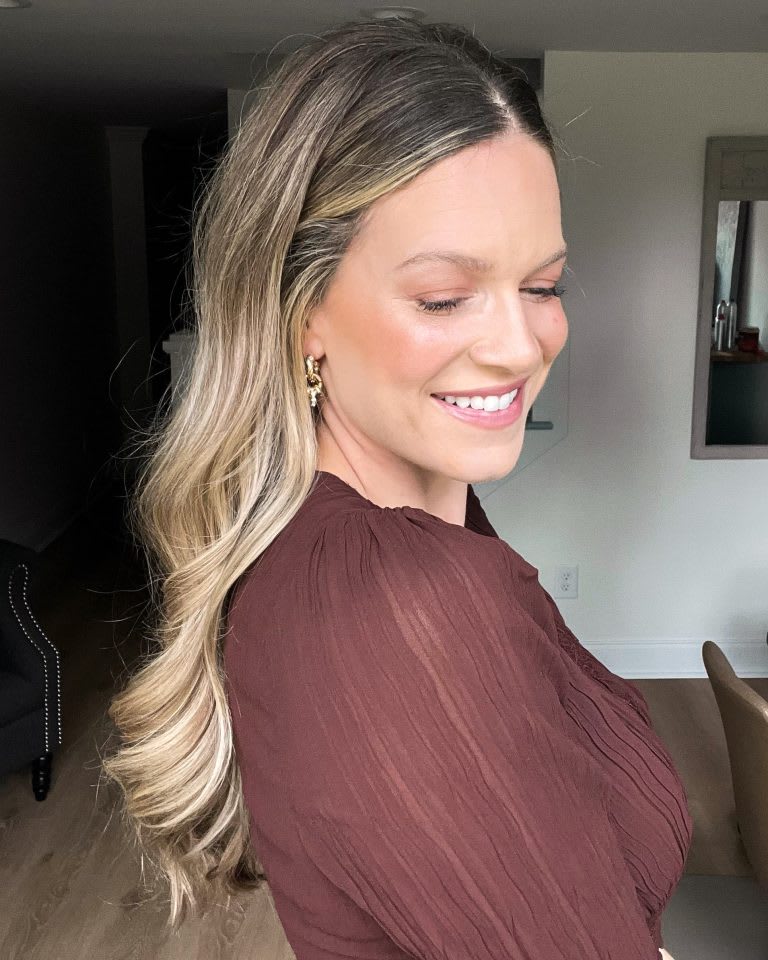 Sleek Middle Part With Waves: Get The Effortless Hair Look- Lulus.com ...