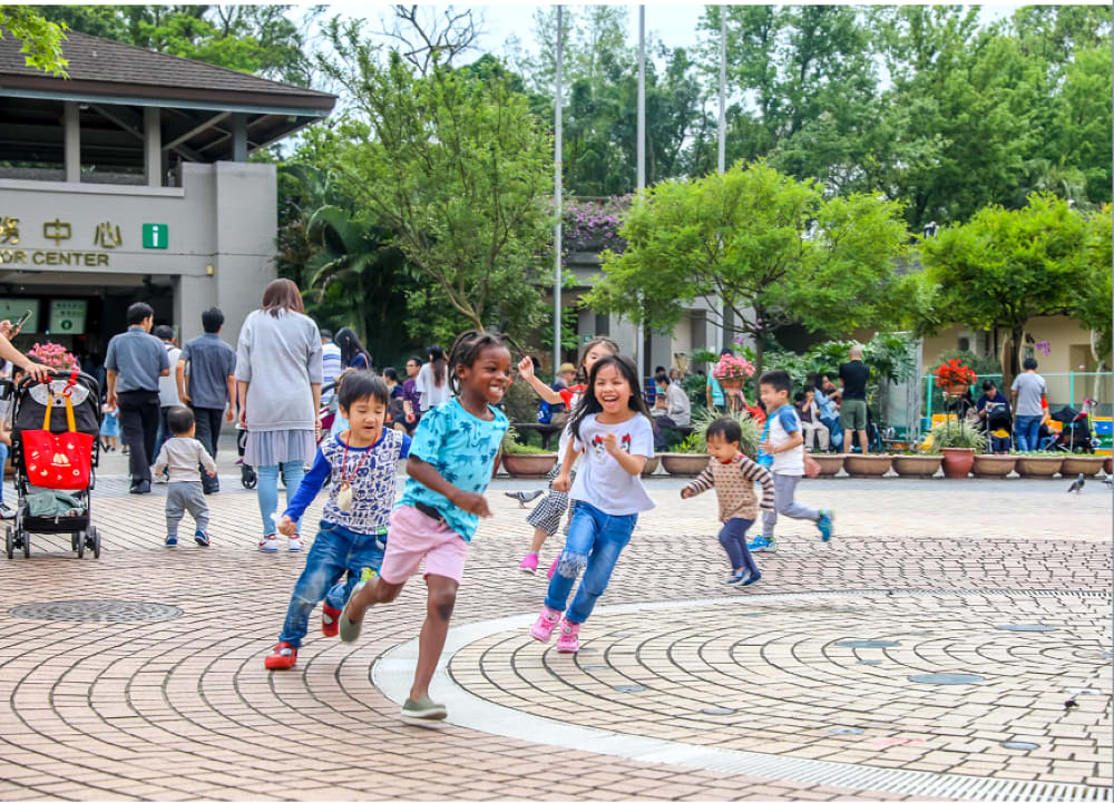 8 Tips For Raising Anti-Racist Children - Lulus.com Fashion Blog