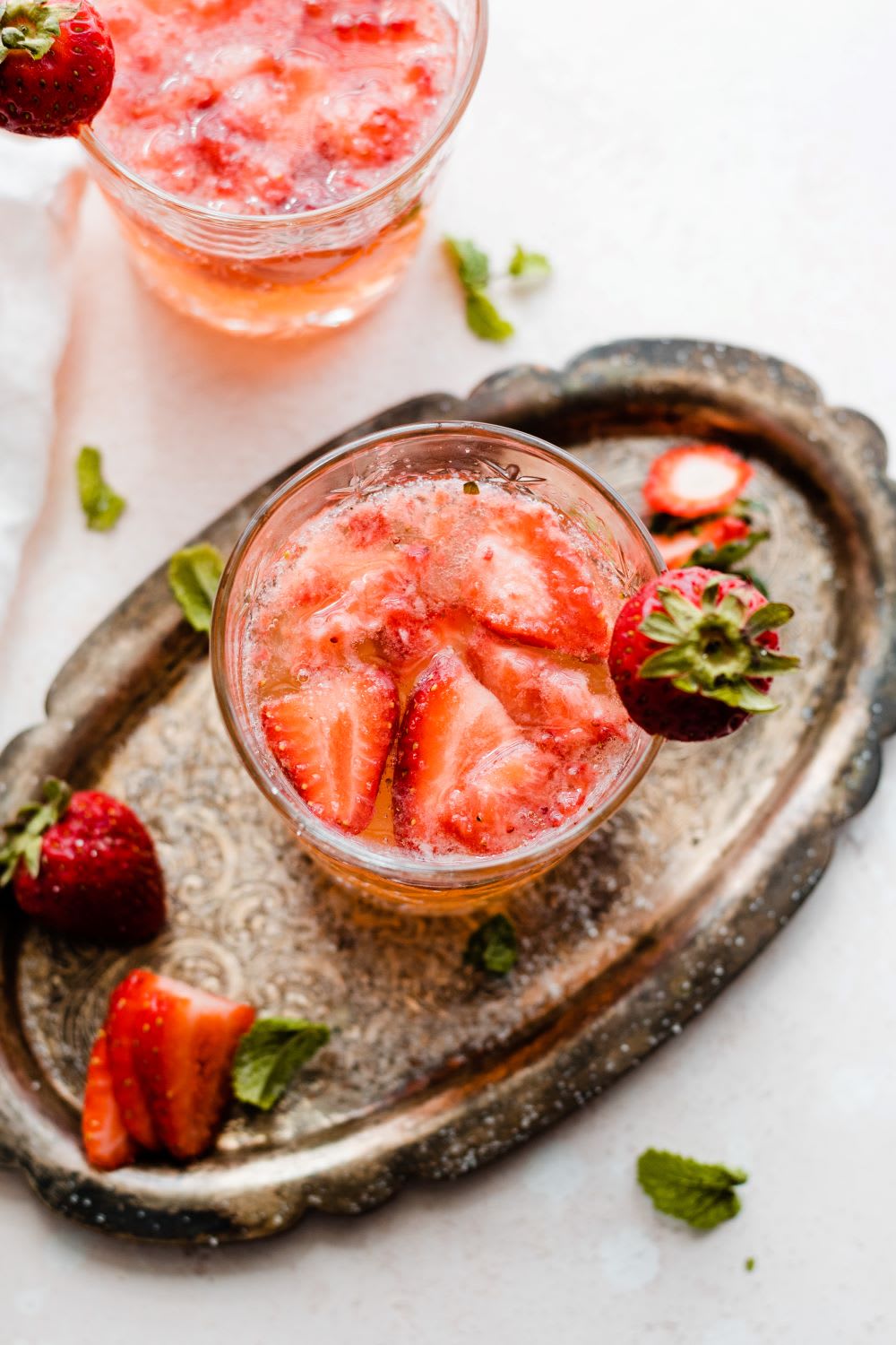 Strawberry Bourbon Smash Cocktail Recipe - Lulus.com Fashion Blog