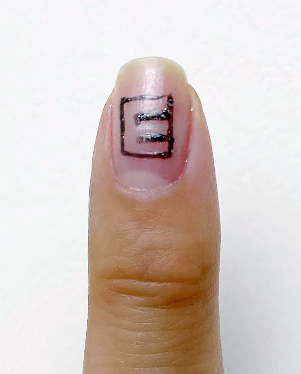Nail Art Ideas For Election Day - Lulus.com Fashion Blog