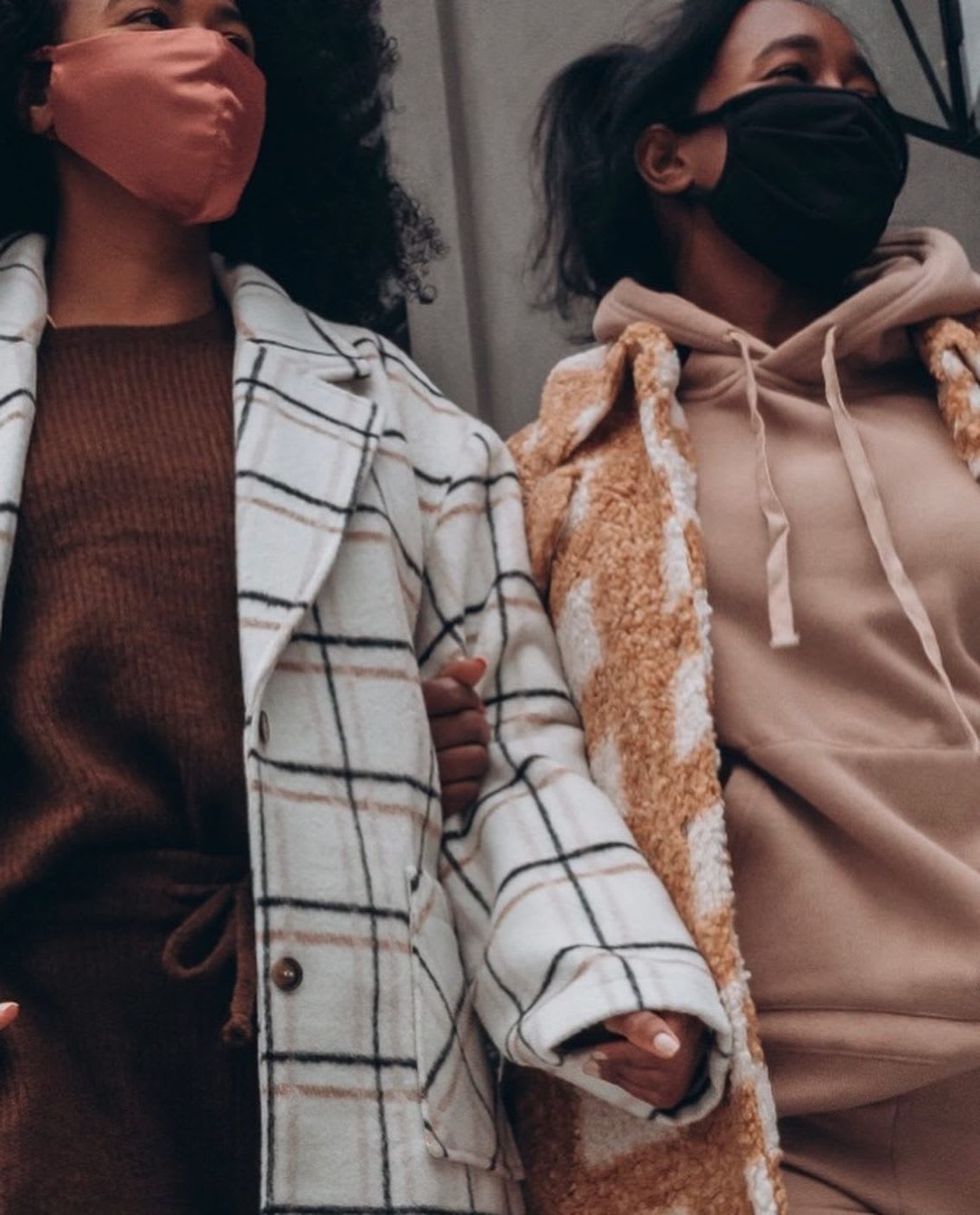 Outdoor Winter Activities To Keep You Moving - Lulus.com Fashion Blog