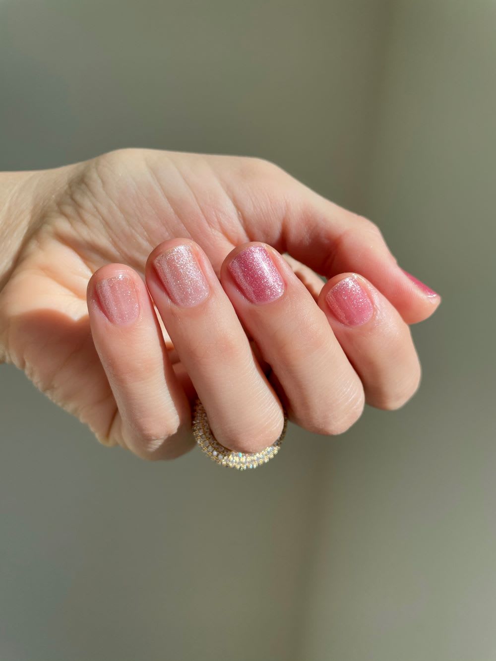 Velvet Nails: How To Get The Romantic Look - Lulus.com Fashion Blog