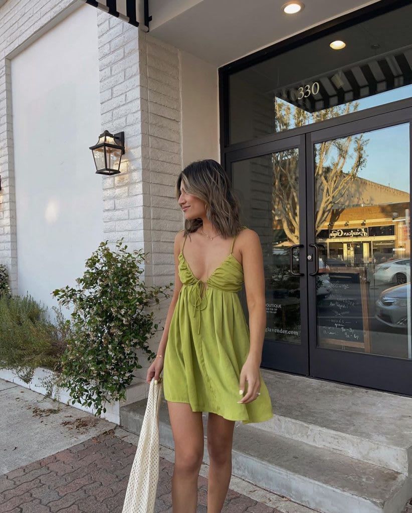 24 Sexy Summer Outfits You'll Want to Copy This Season - Lulus.com ...