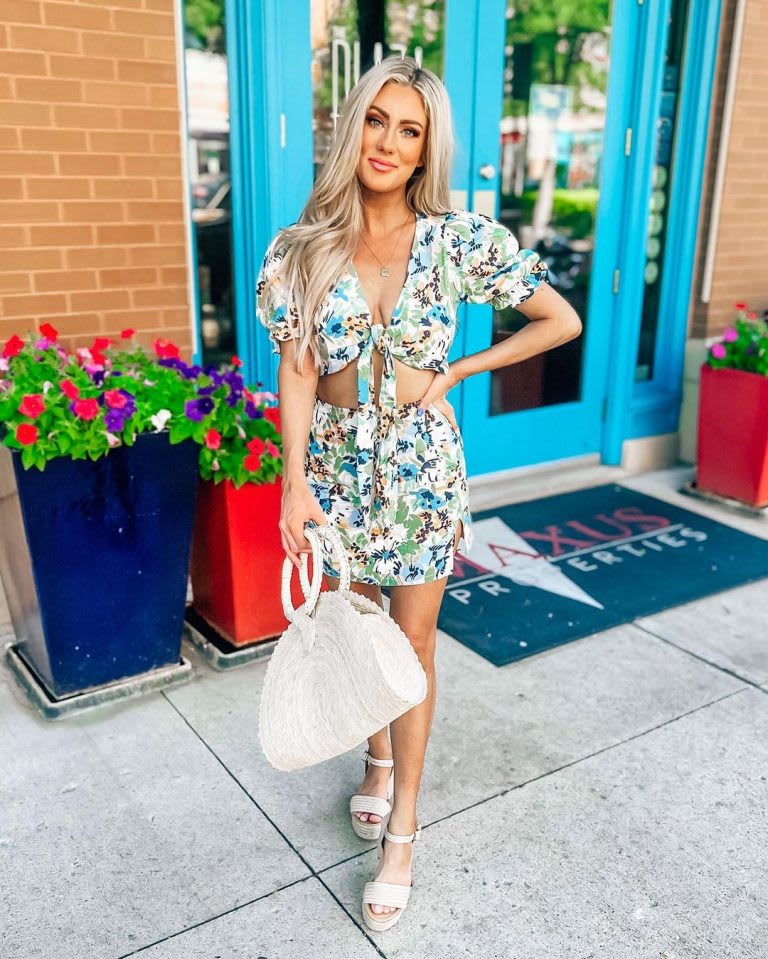 24 Sexy Summer Outfits Youll Want To Copy This Season