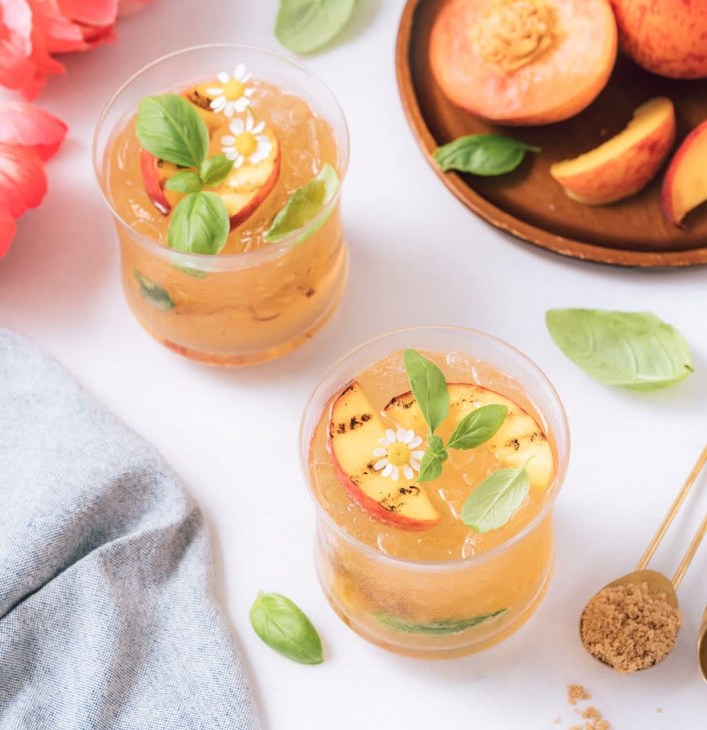 Grilled Peach & Basil Smash Cocktail Recipe - Lulus.com Fashion Blog