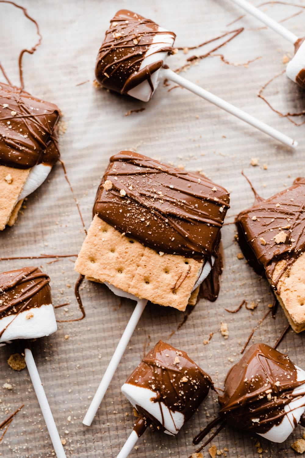 S'mores Recipe: How To Make Deliciously Easy S'mores On A Stick - Lulus ...
