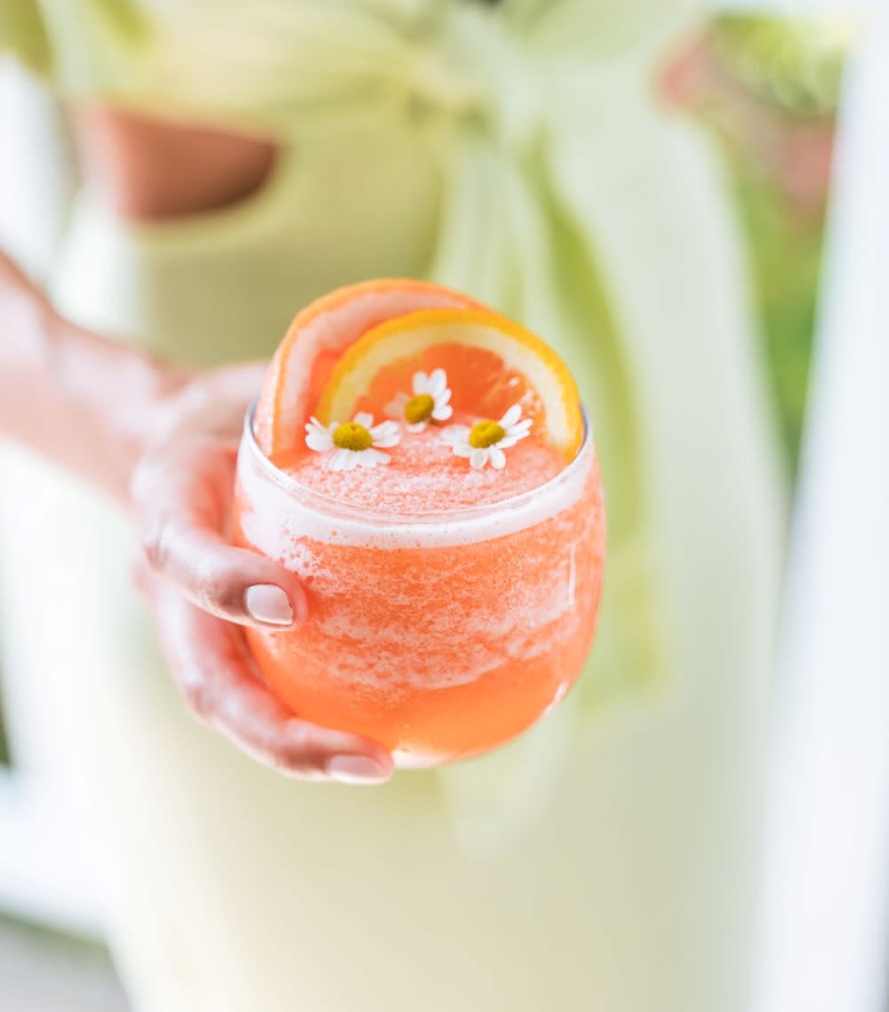 How To Make A *Frozen* Aperol Spritz - Lulus.com Fashion Blog