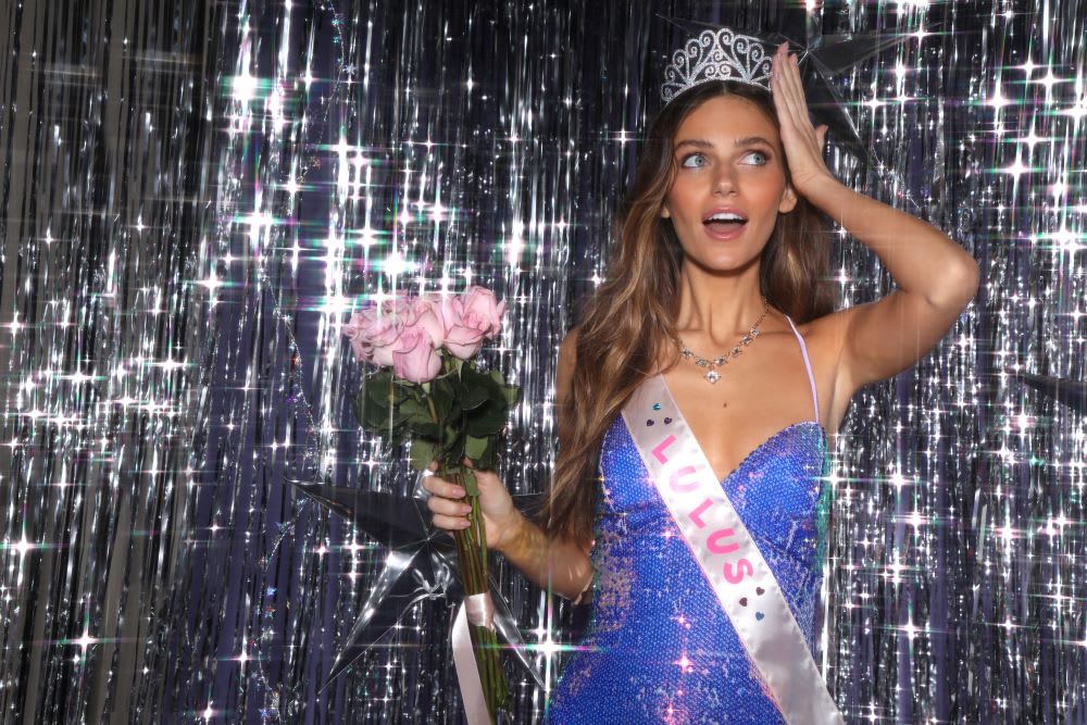 The Ultimate Prom Essentials Checklist - Lulus.com Fashion Blog