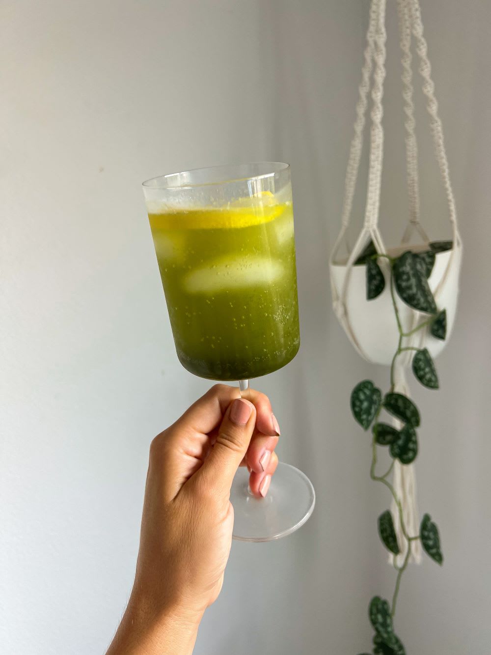 How To Make A Matcha Gin Fizz Cocktail - Lulus.com Fashion Blog
