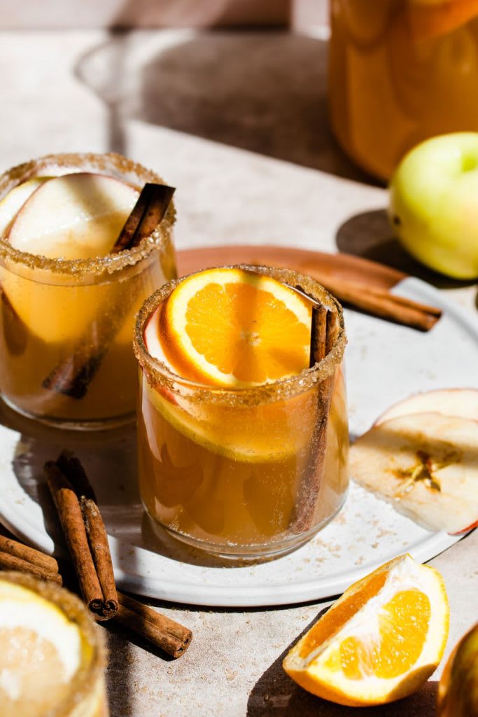 Celebrate Fall With The Best Apple Cider Sangria Recipe - Lulus.com ...