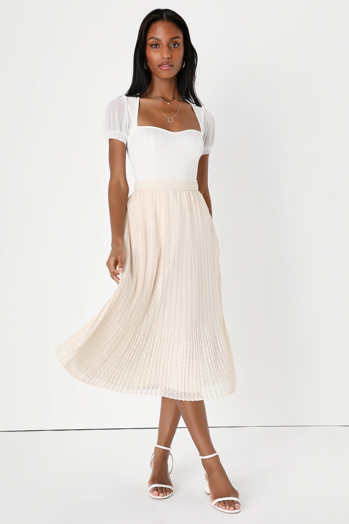 The Ultimate Guide To Balletcore 2024 - Lulus.com Fashion Blog