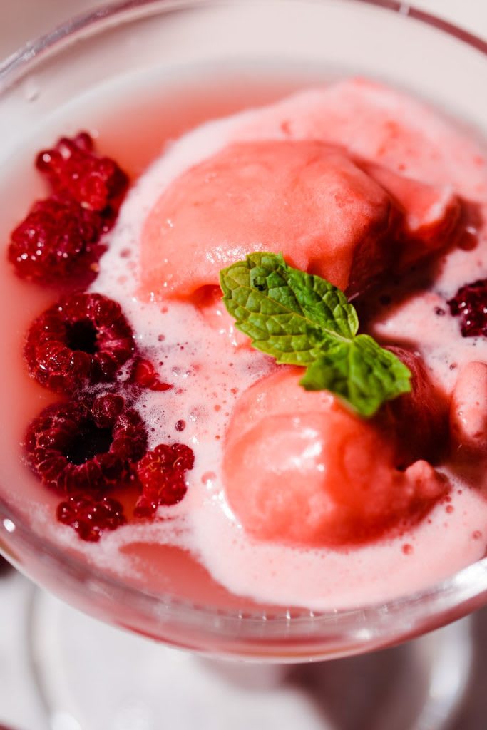 The Prettiest Raspberry Sorbet Rosé Cocktail You'll Make All Spring and ...