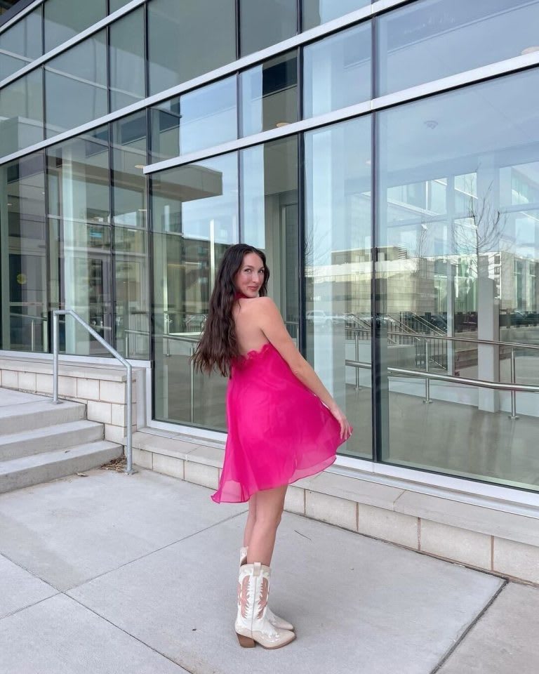 What To Wear With Cowgirl Boots: Outfit Ideas to Channel Your Inner ...