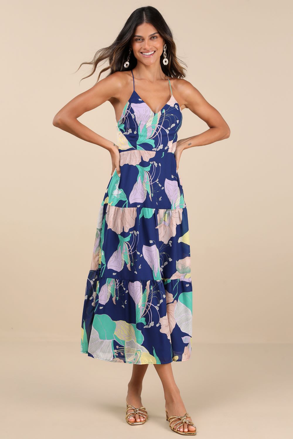 Graduation Party Outfits Guide: What To Wear If You're the Grad Or A ...