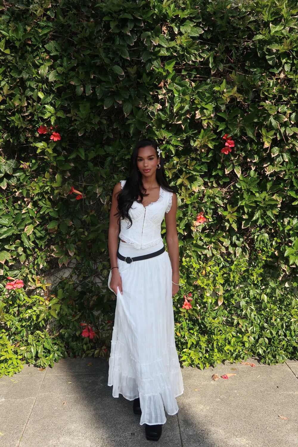 Going Out Hair: Try This Easy Romantic Summer Hairstyle for Long Locks ...