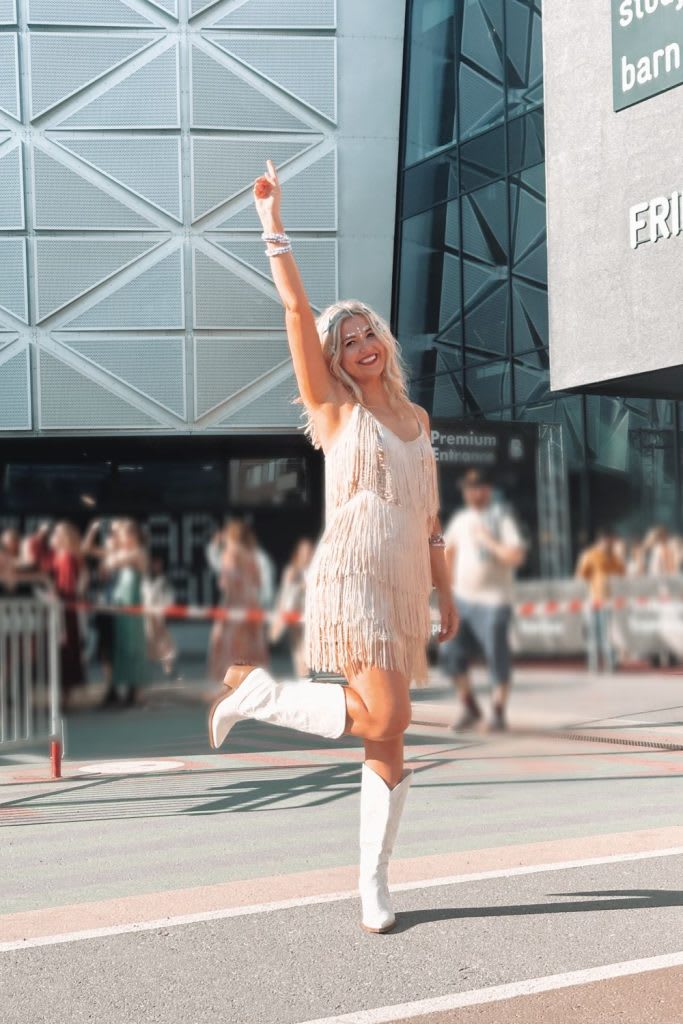 Concert Outfit Ideas: Inspo For Every Show - Lulus.com Fashion Blog