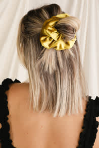 How to Wear It: 3 Chic Scrunchie Hairstyles - Lulus.com Fashion Blog