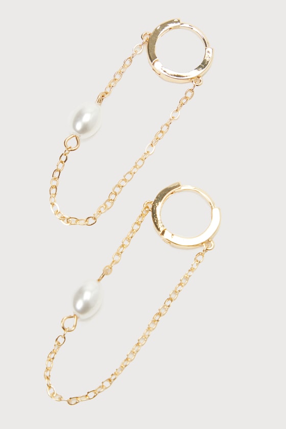 Gold Pearl Earrings - Chain Huggie Hoops - Chain Hoop Earrings - Lulus