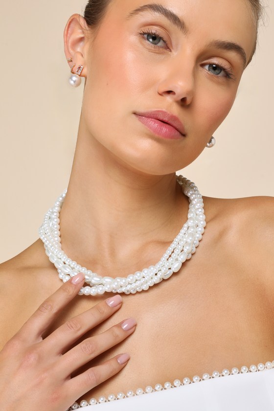 White Pearl Necklace Layered Necklace Chunky Pearl Necklace Lulus