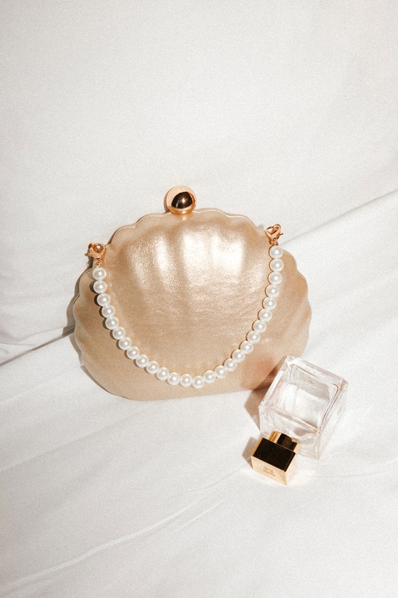 Gold Shell Clutch - Gold Hard Case Clutch - Beachy Clutch - Lulus