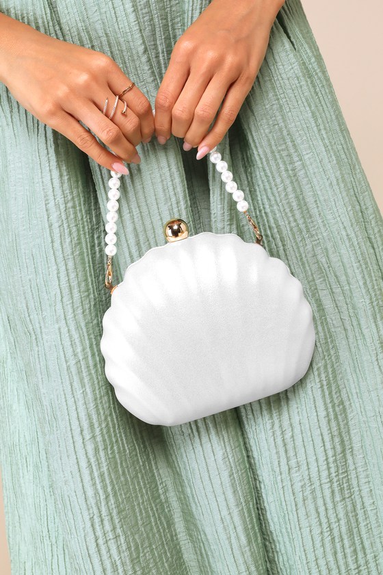 Silver Shell Clutch - Silver Hard Case Clutch - Beachy Clutch - Lulus