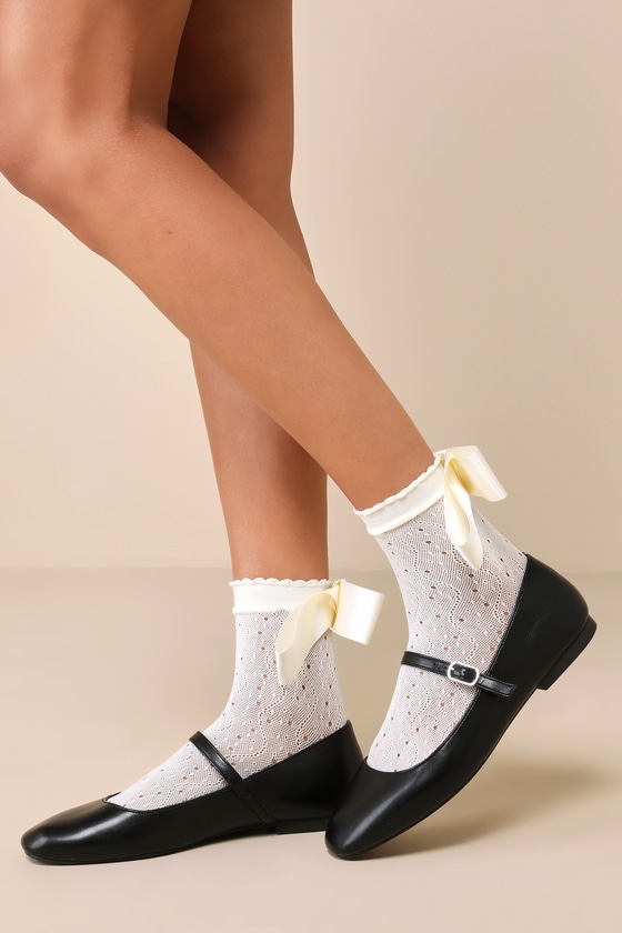 Ivory Mesh Socks - Bow Socks - Fishnet Bow Socks - Bow Socks - Lulus