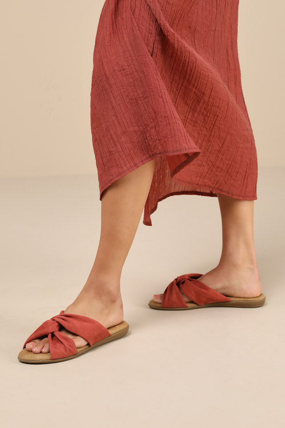 Cute Rust Sandals - Faux Suede Sandals - Knotted Slide Sandals - Lulus