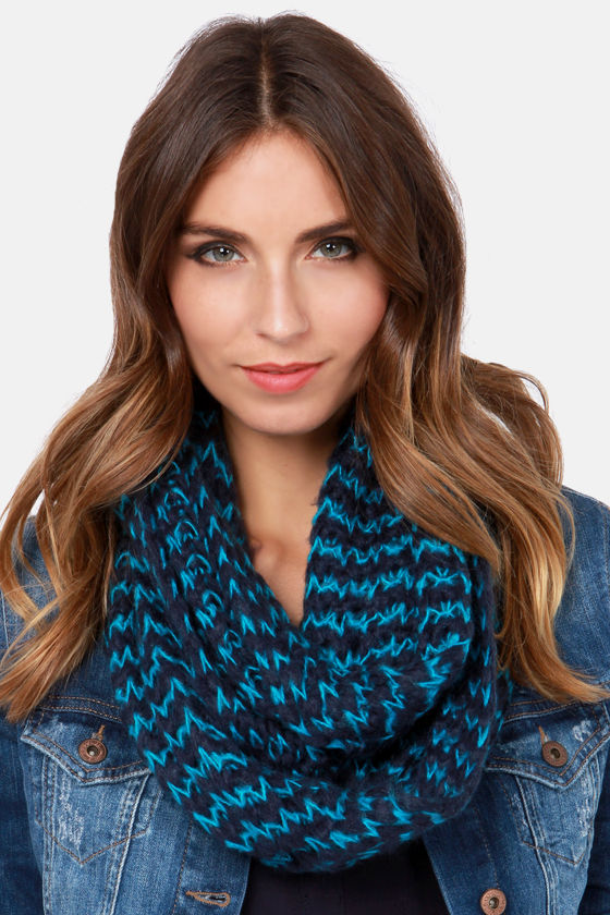 Cute Blue Infinity Scarf - Chevron Scarf - Circle Scarf - $12.00 - Lulus