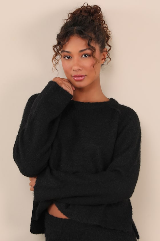 Black Raglan Sleeve Sweater - Crew Neck Pullover - Fuzzy Sweater - Lulus