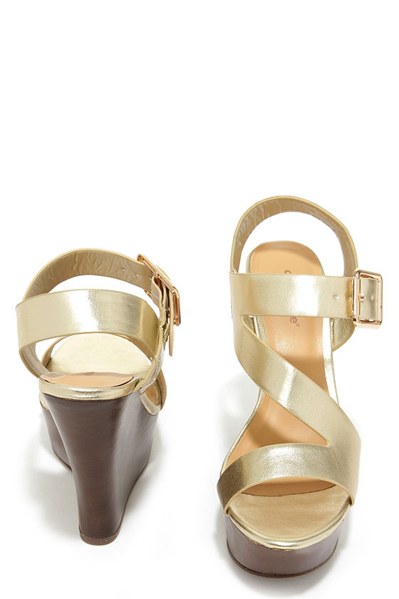 Pretty Gold Wedges - Wedge Sandals - Platform Wedges - $36.00 - Lulus