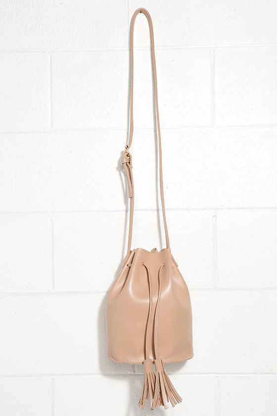 Sleek Beige Purse - Beige Drawstring Bag - Bucket Bag - $39.00 - Lulus
