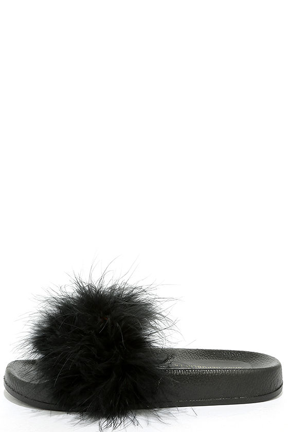 Chic Slide Sandals - Black Feather Cushioned Slide Sandals - Lulus