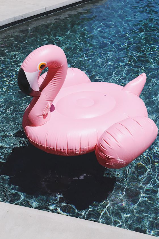 Sunnylife Luxe Float Flamingo - Pink Floatie - Pool Float - Lulus