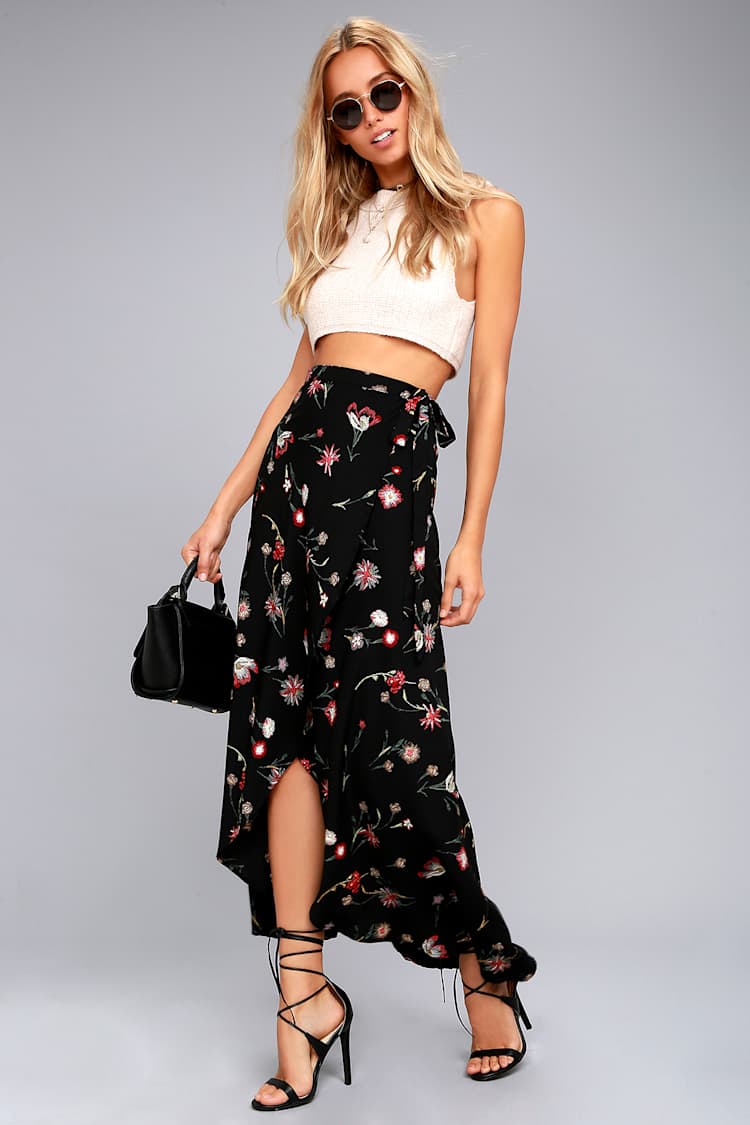 Dark Floral Maxi Skirt | canoeracing.org.uk