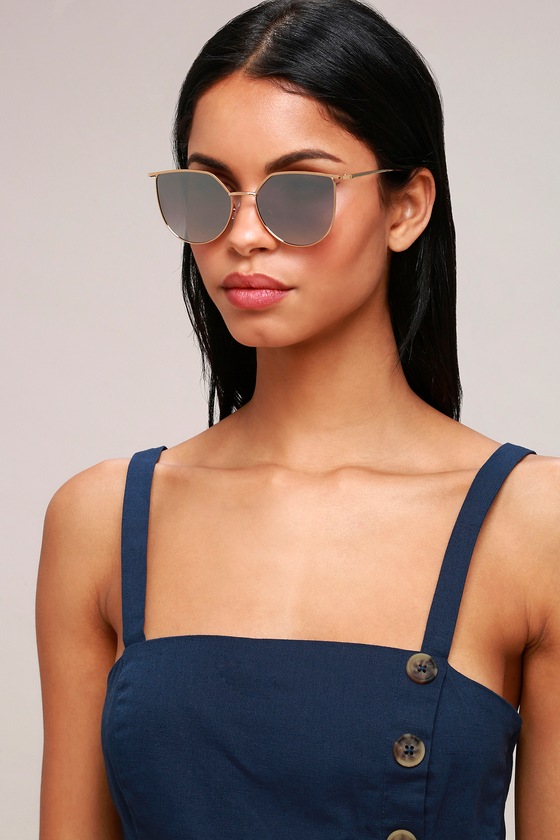 Chic Gold And Grey Mirrored Sunglasses Wayfarer Sunglasses Lulus