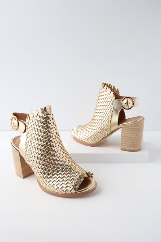 Very Volatile Accendo - Gold Woven Mules - Gold Heels - Lulus