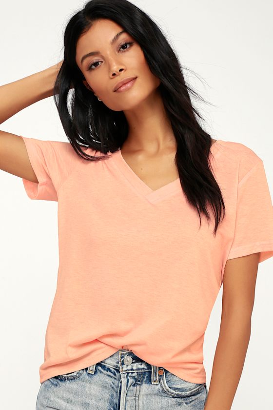 Cute Tee - Light Peach Tee - V-Neck Tee - Short Sleeve Tee - Lulus